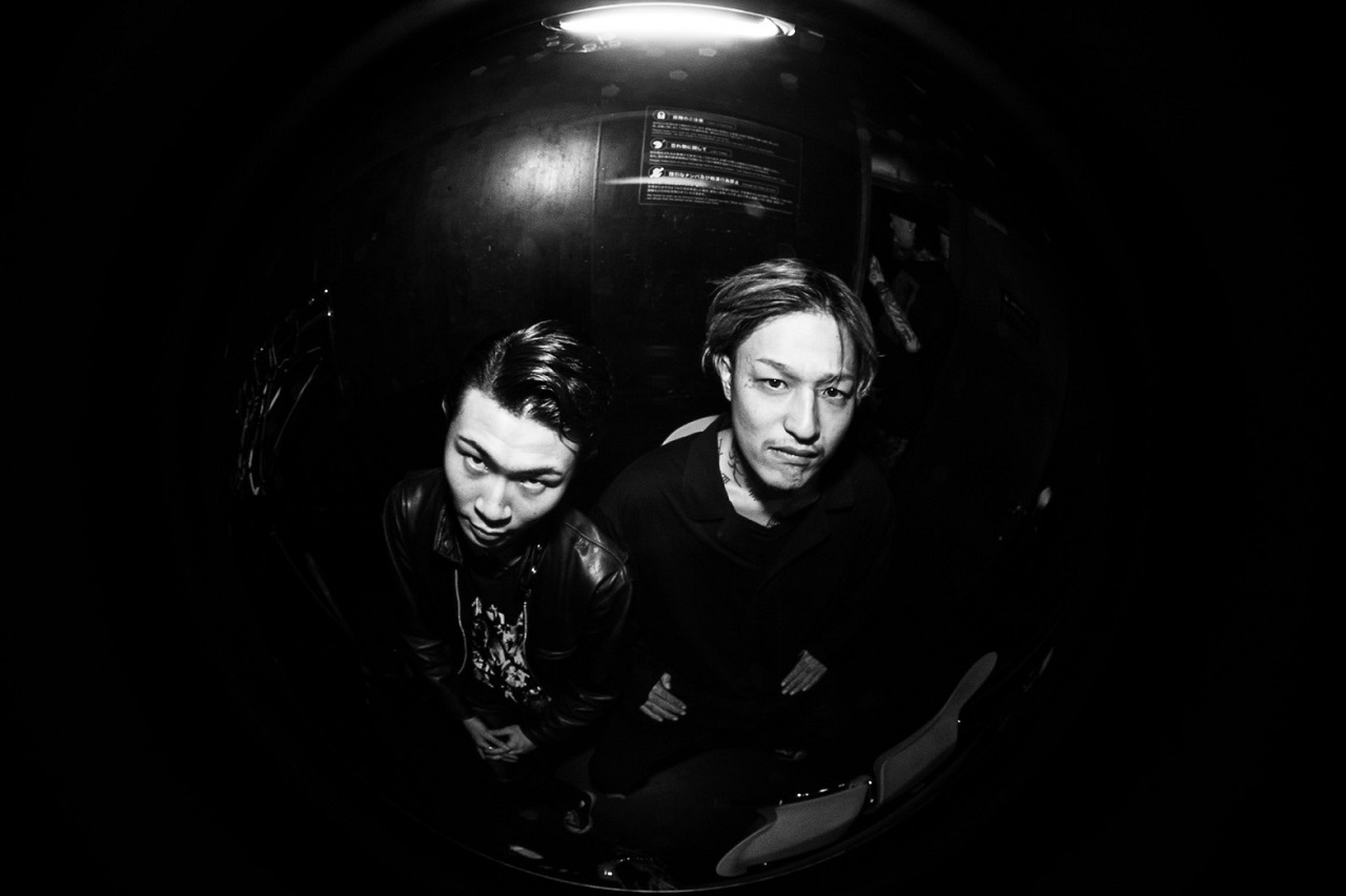 インタビュー: ZERRY x KUROMAKU – EP『cross』制作における人間関係の交差と「自分を誇る」勇気 - PRKS9